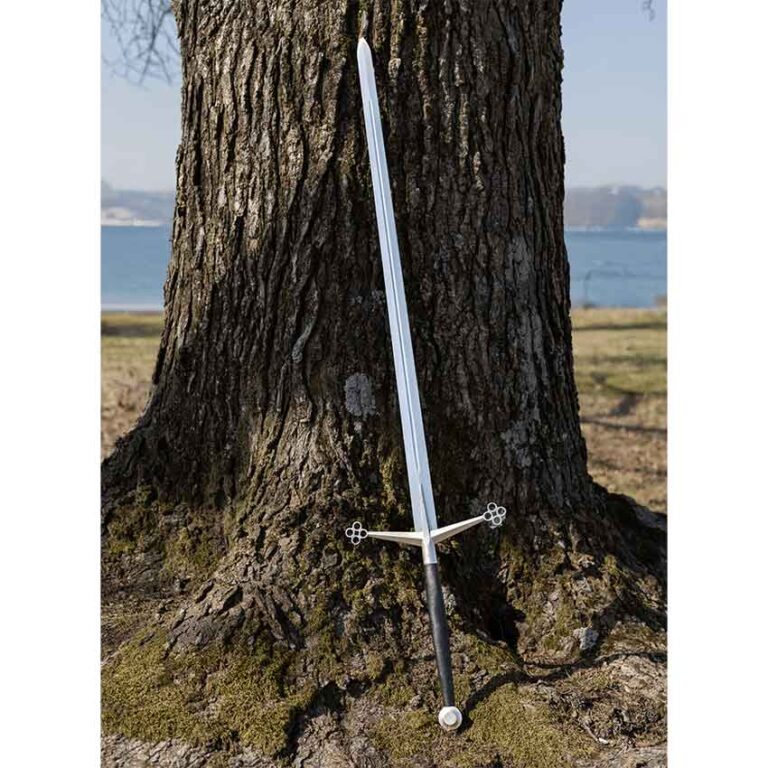 Two Handed Swords and Zweihander Swords - Buying A Sword
